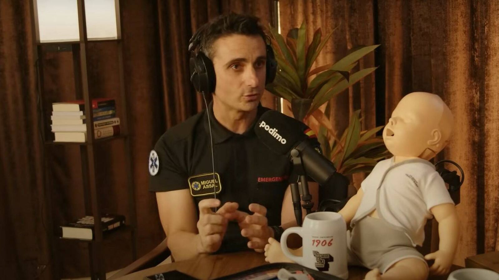 El sencillo truco que usan los expertos para saber cuando alguien está ...