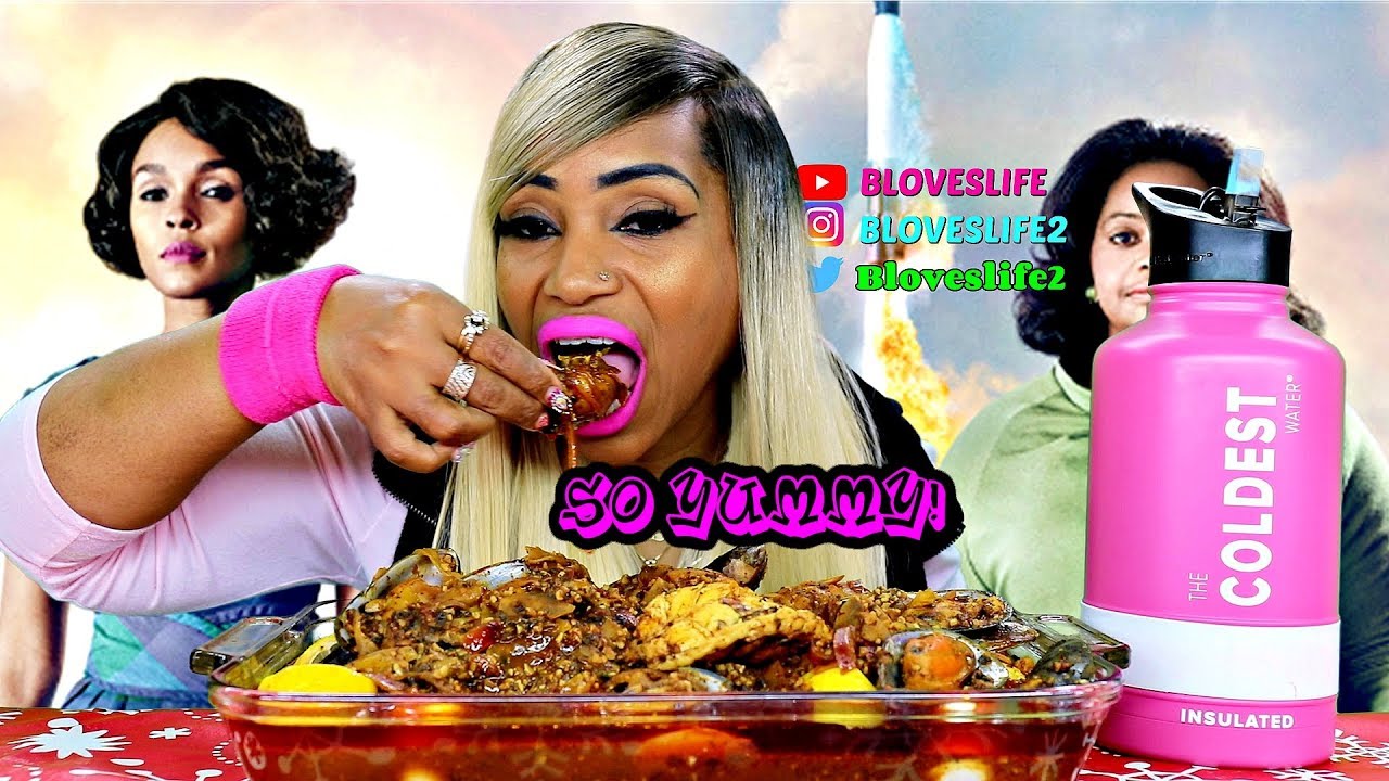 Mussels, potatoes, corn, and egg mukbang combo