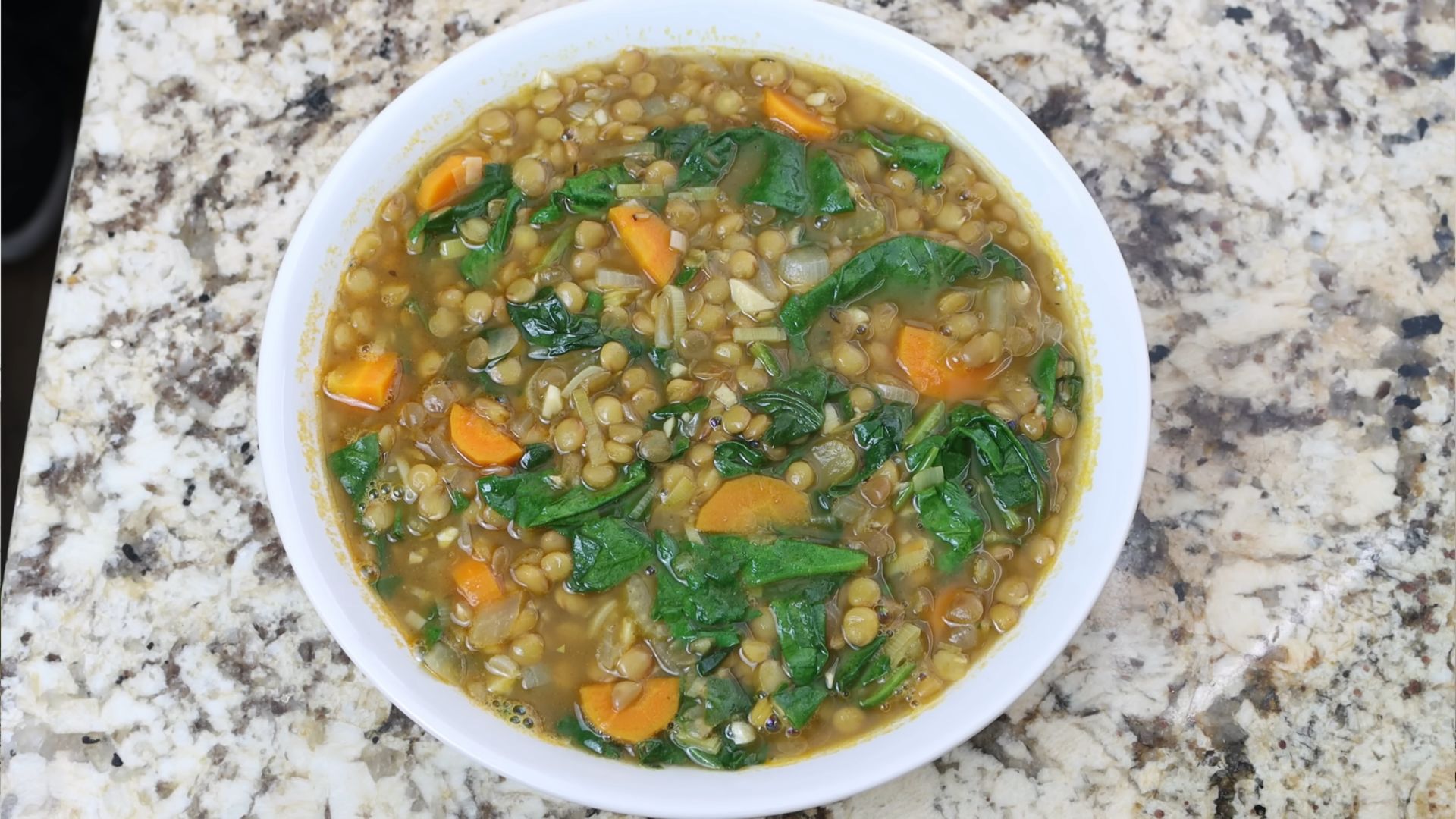 20 Healthy & Simple Lunches To Keep You Full Without The Calories