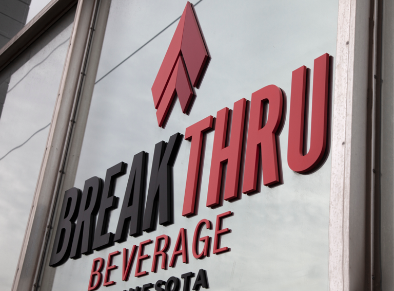 Breakthru Beverage hit by Teamsters pickets at more US sites