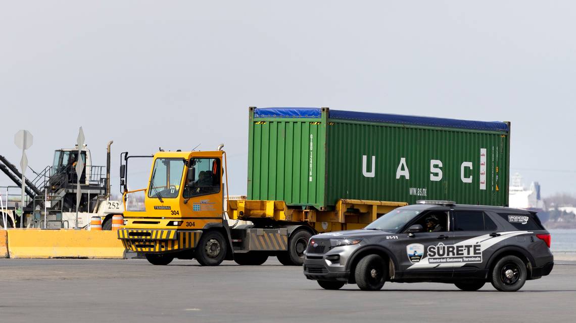 Quebec exports, imports dropped in April amid trade war