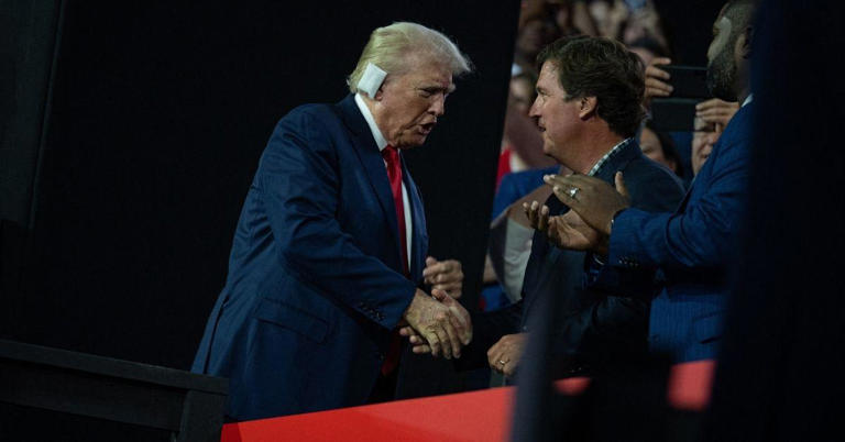 Donald Trump's Fury Towards Tucker Carlson Shakes MAGA Supporters to ...