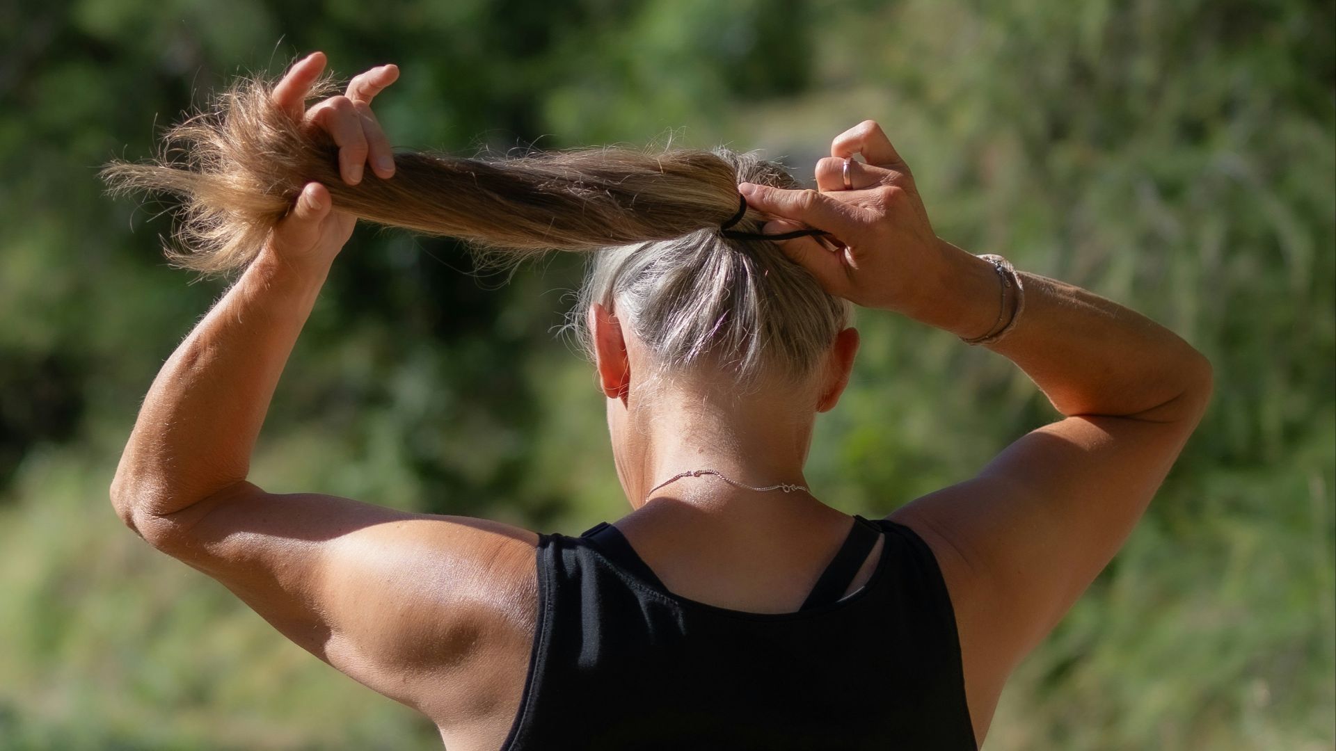 20 Easy Hairstyles For Anyone With Long Hair