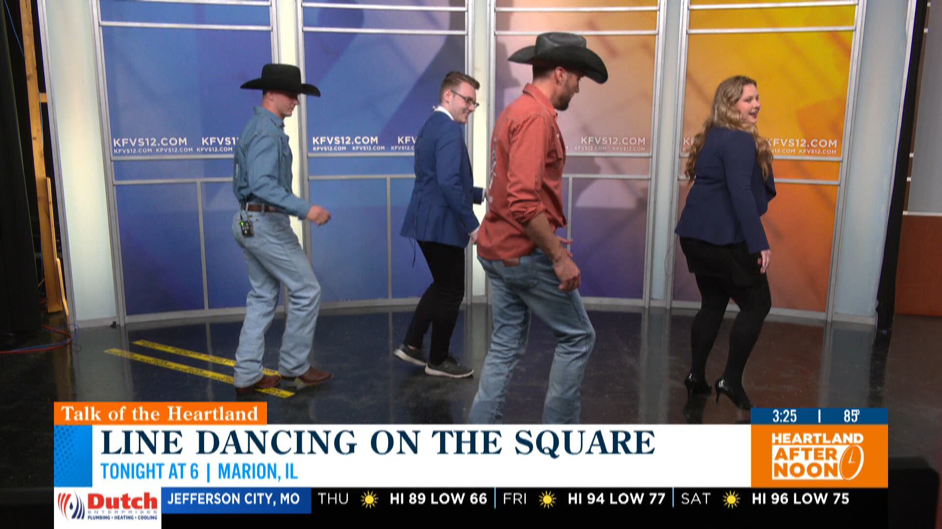 Line Dancing on the Square in Marion