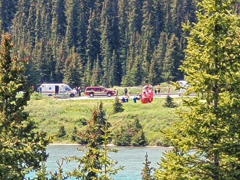 One dead after rockslide near Bow Glacier Falls in Banff National Park