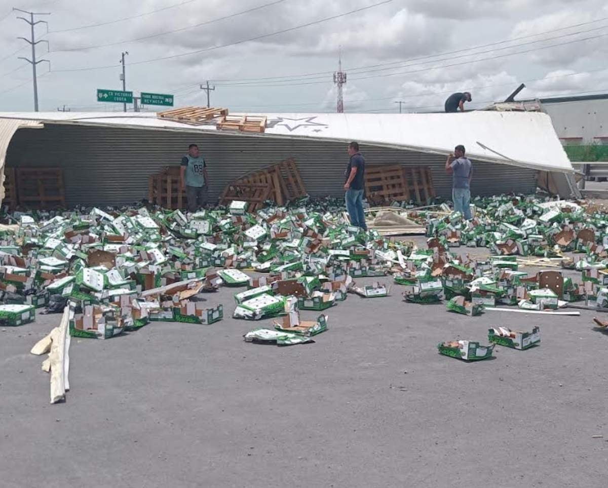 Rapiñan tráiler con toneladas de mango y luego venden la fruta en redes ...