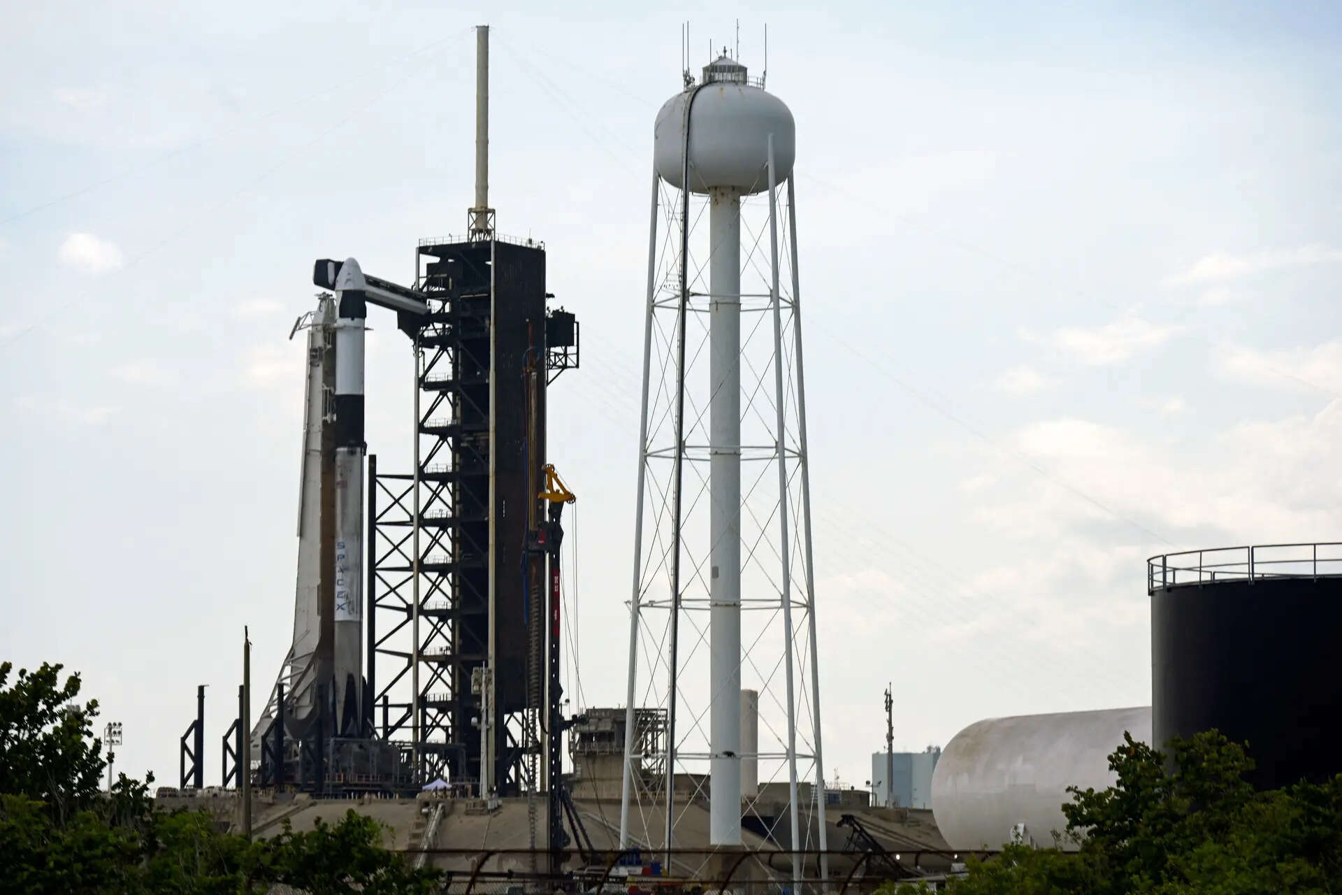 NASA puts off Sunday's launch of Axiom-4 mission to ISS, new date to be ...