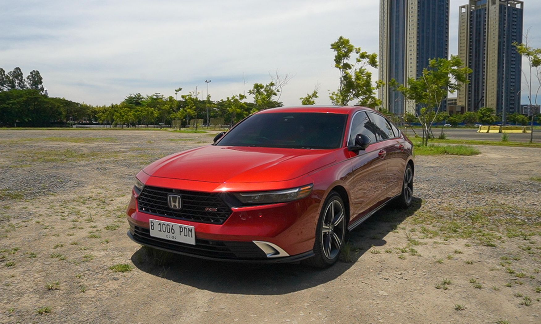 Duel Performa Sedan Hybrid Toyota Camry Vs Honda Accord, Ini Hasilnya