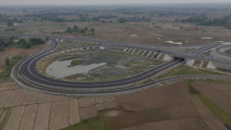Gorakhpur Link Expressway To Open Today: All About The Project That ...