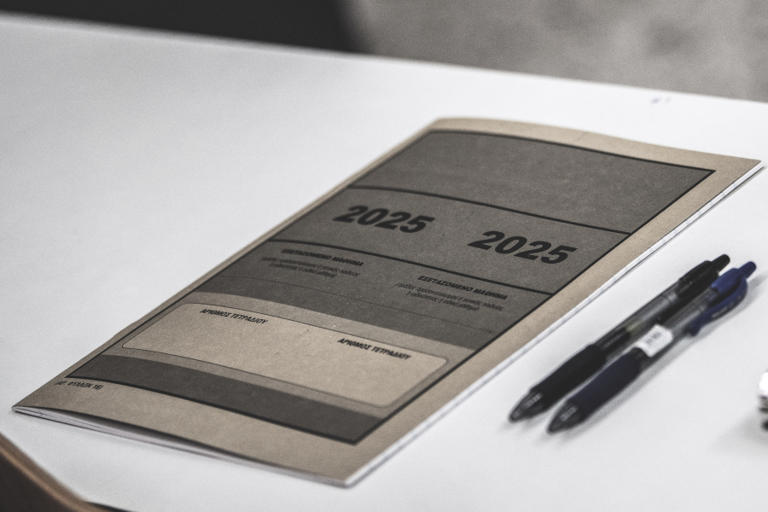 Πανελλήνιες 2025: Τα θέματα της εξέτασης σήμερα στο Γραμμικό Σχέδιο
