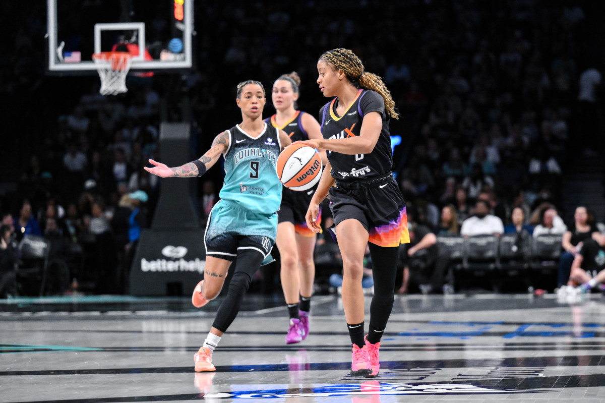 WNBA Sends Message to Mercury Rookie's Career Night vs. Liberty