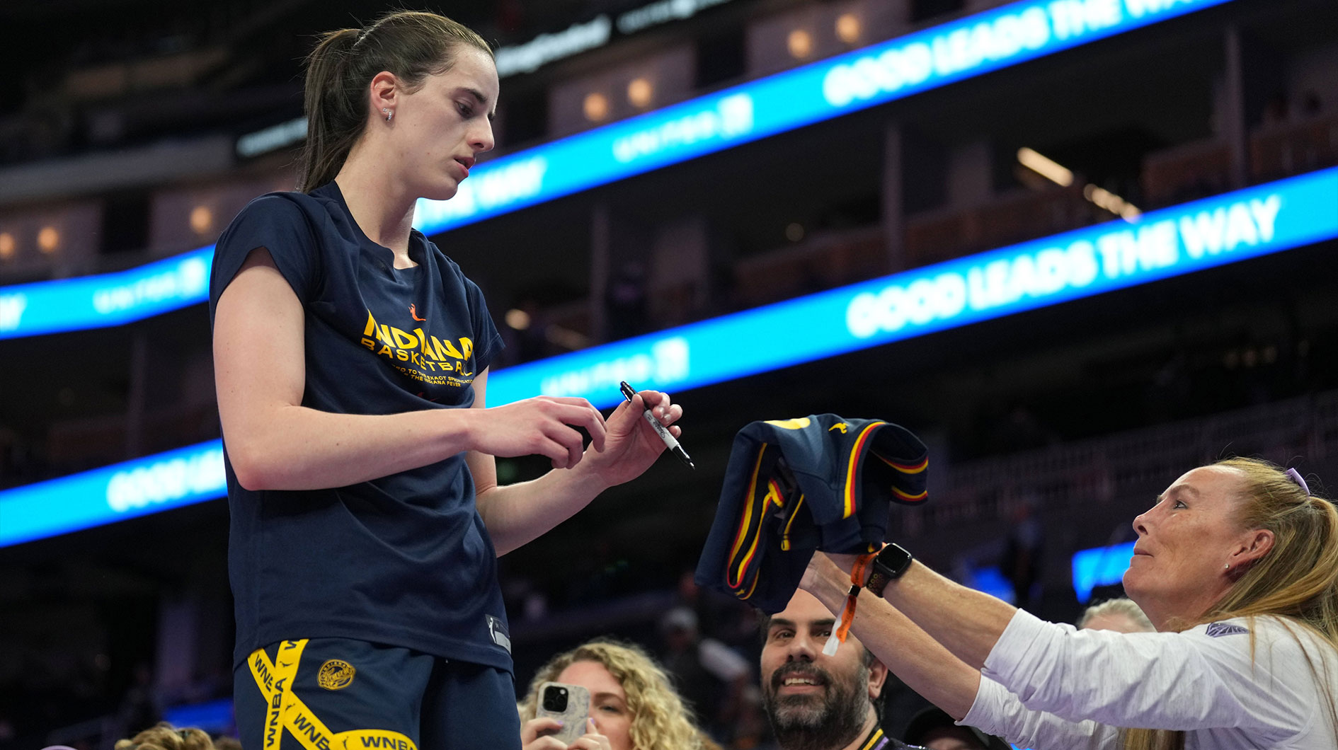 Caitlin Clark’s injury gets stern reminder from Fever coach Stephanie White