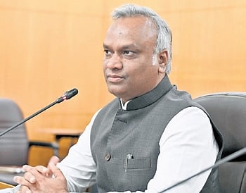 US visit row: CM Siddaramaiah, Priyank Kharge to seek explanation from ...