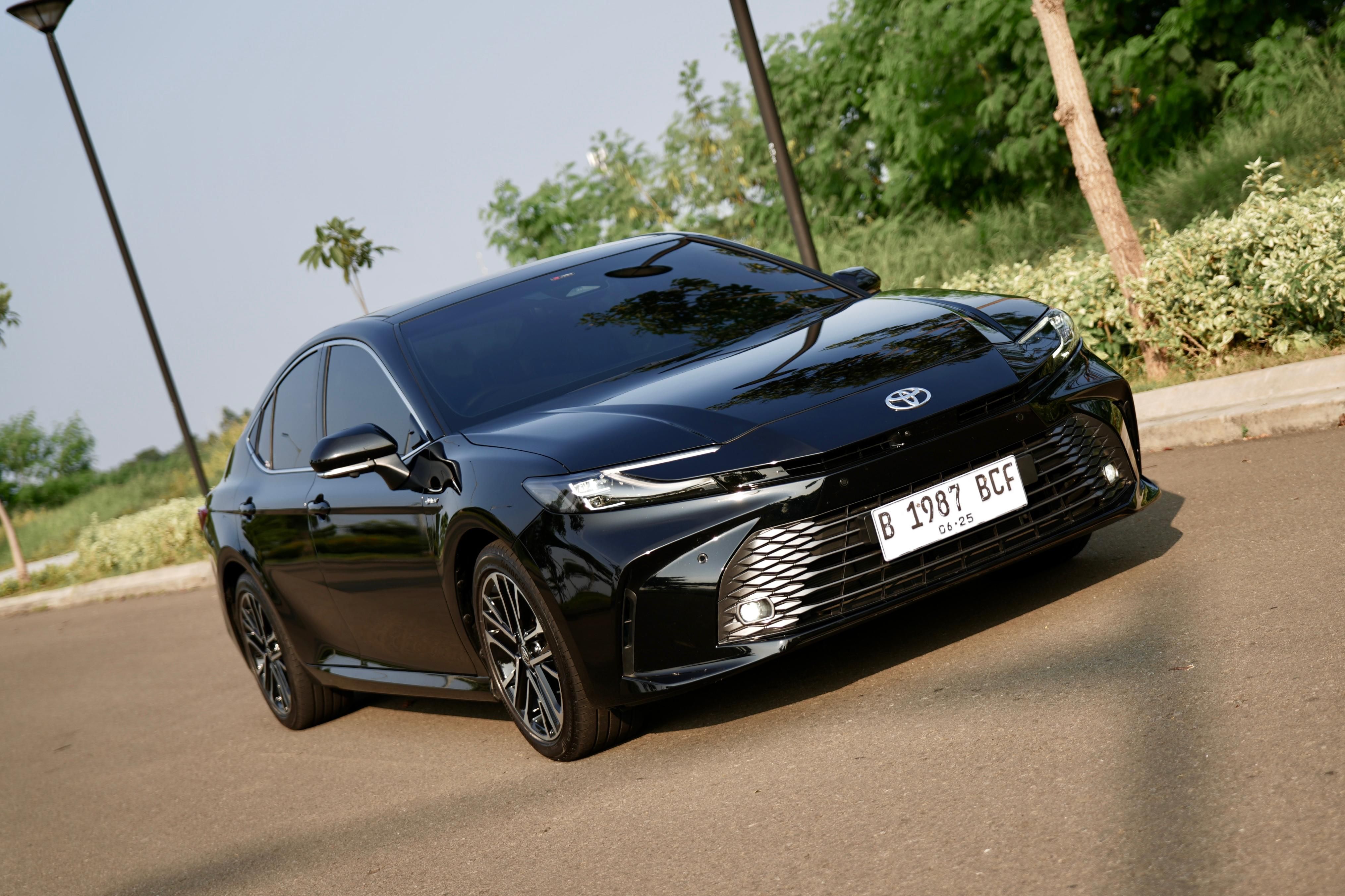 Duel Performa Sedan Hybrid Toyota Camry Vs Honda Accord, Ini Hasilnya