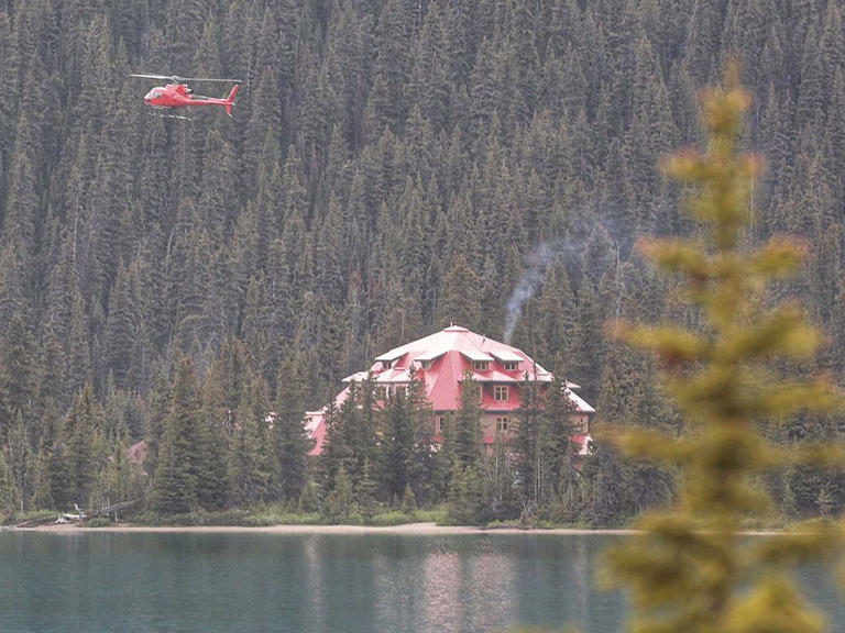 One dead after rockslide near Bow Glacier Falls in Banff National Park