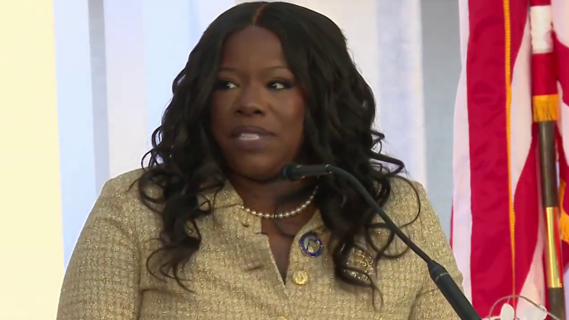 ‘Best days ahead': Prince George's County Exec. Braveboy sworn in amid ...