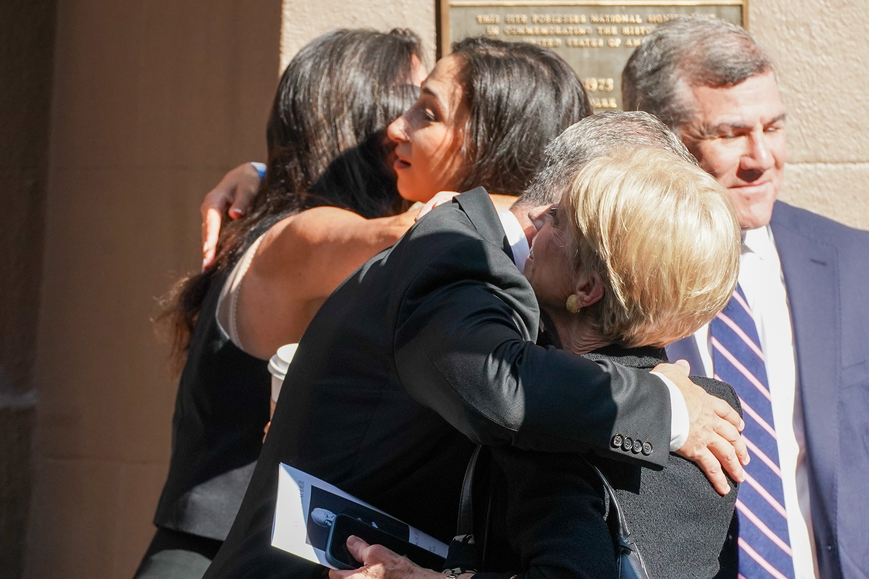 Estee Lauder mogul Leonard Lauder remembered by family, friends as ...