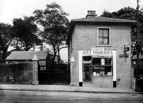 Evocative photos take you back to Wortley in the 1930s