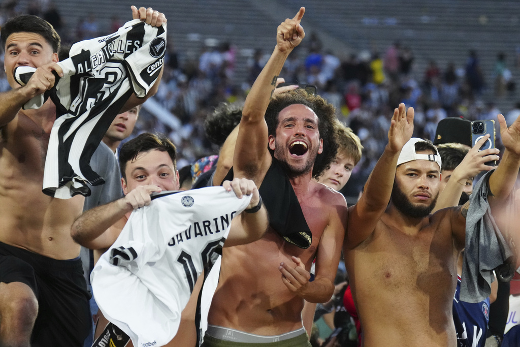 Botafogo stuns Champions League winner Paris Saint-Germain 1-0 in Club ...