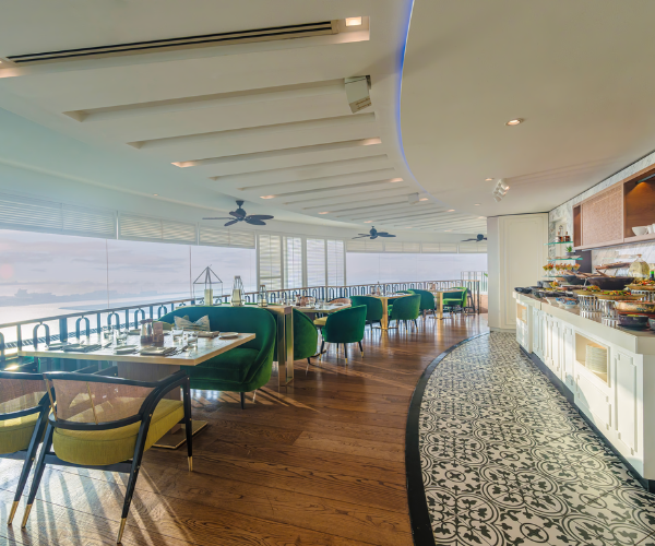 10 sky-high Dubai restaurants wit skyscraper views of the city to book ...