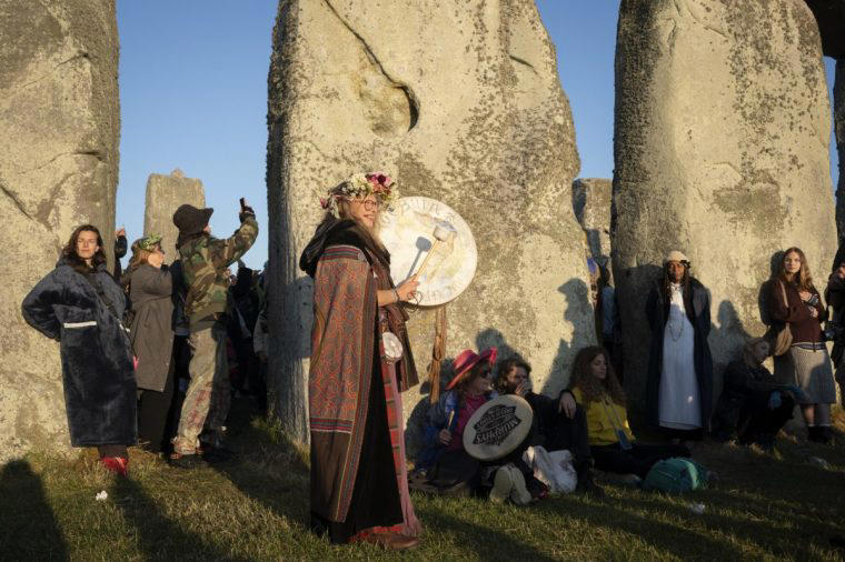 I took my four-year-old to Stonehenge summer solstice – this is how the ...