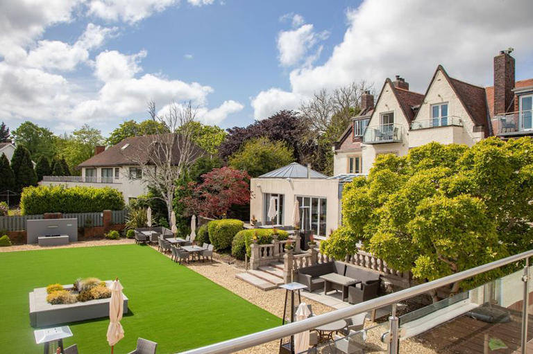 Elite Welsh beer garden by the sea with private booths named UK's best ...
