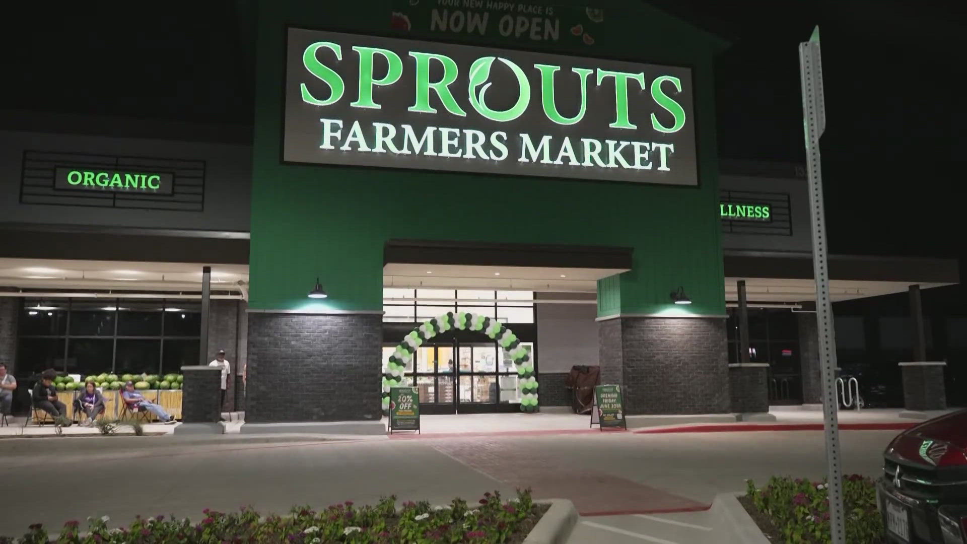 New Sprout's grocery store opening in Oak Cliff