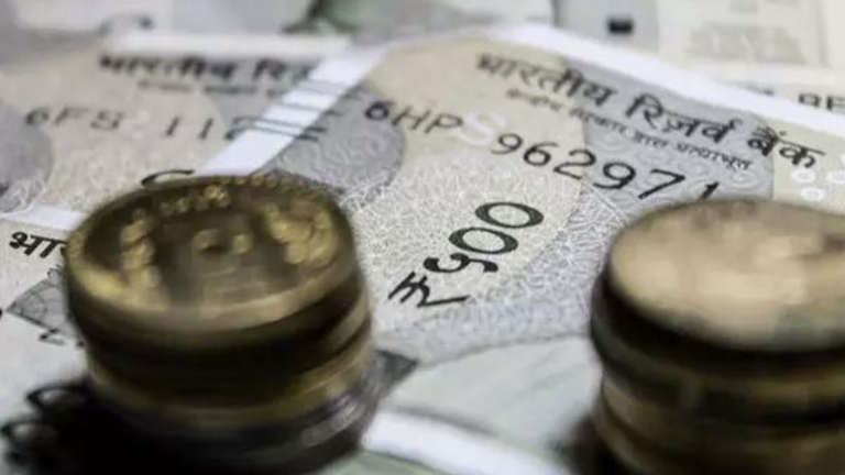 Rupee gains 14 paise to 86.59 vs US dollar; oil price dip, FII inflows ...