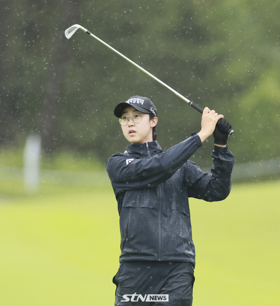 [STN포토]세컨드샷 날린는 전우리