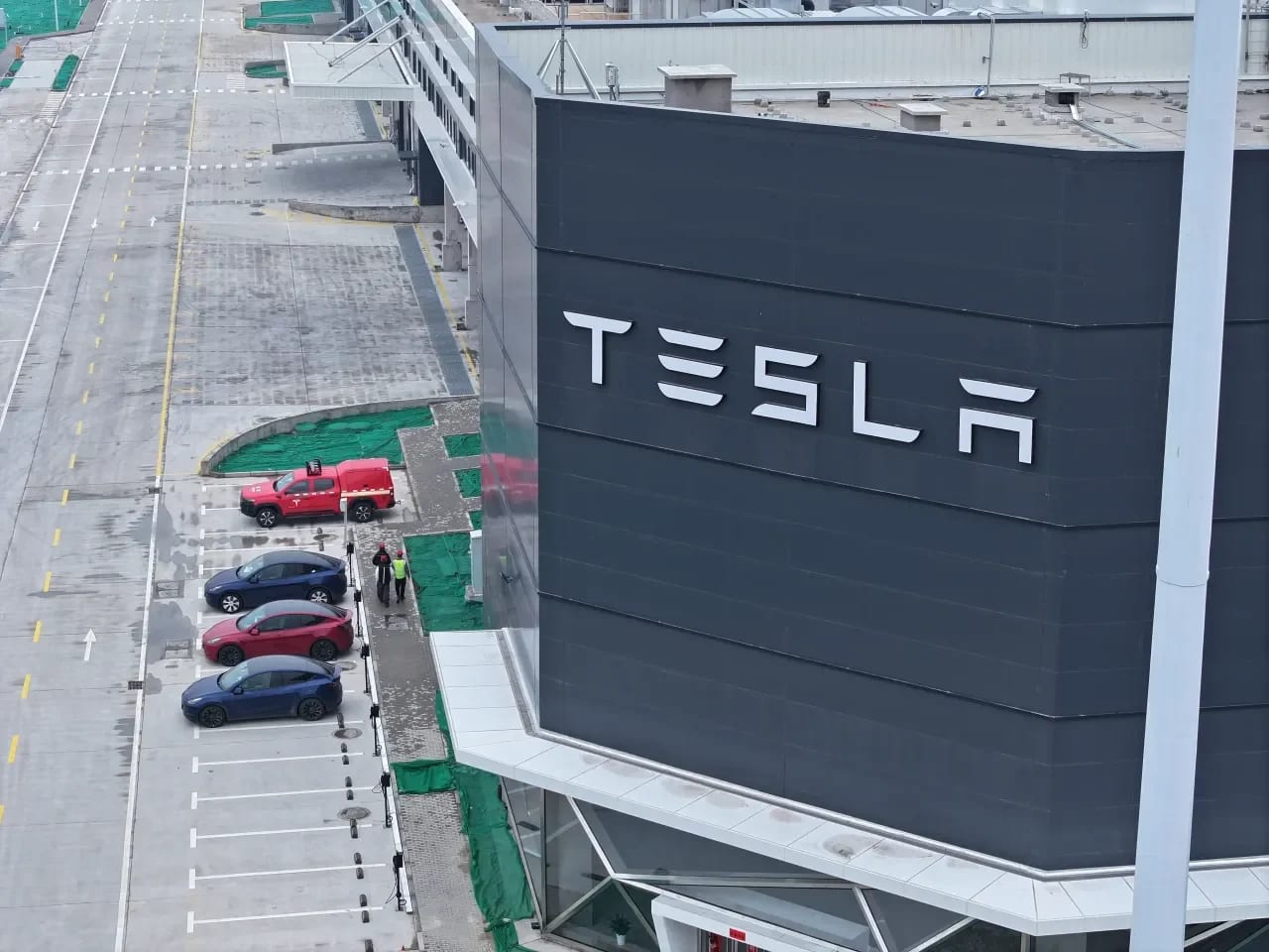 Tesla To Deploy Energy Storage Station In China With $556M Investment ...