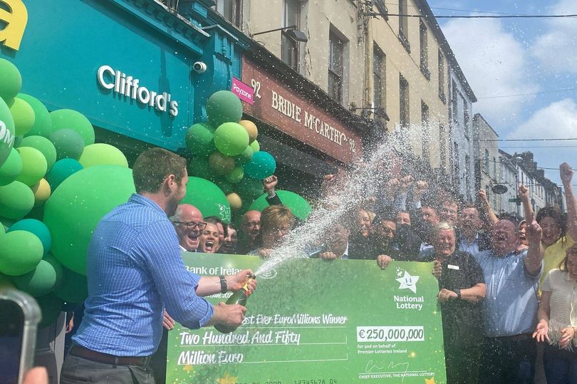 €250m EuroMillions winners stay undercover as store celebrates huge jackpot