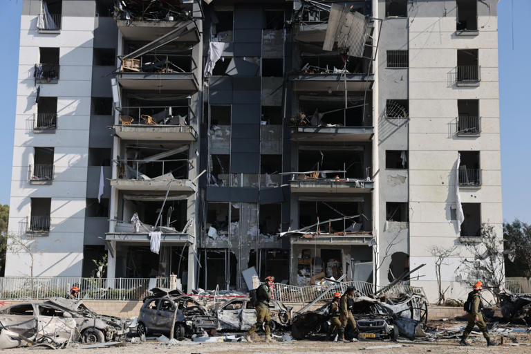 UK to charter flights to get Britons out of Israel