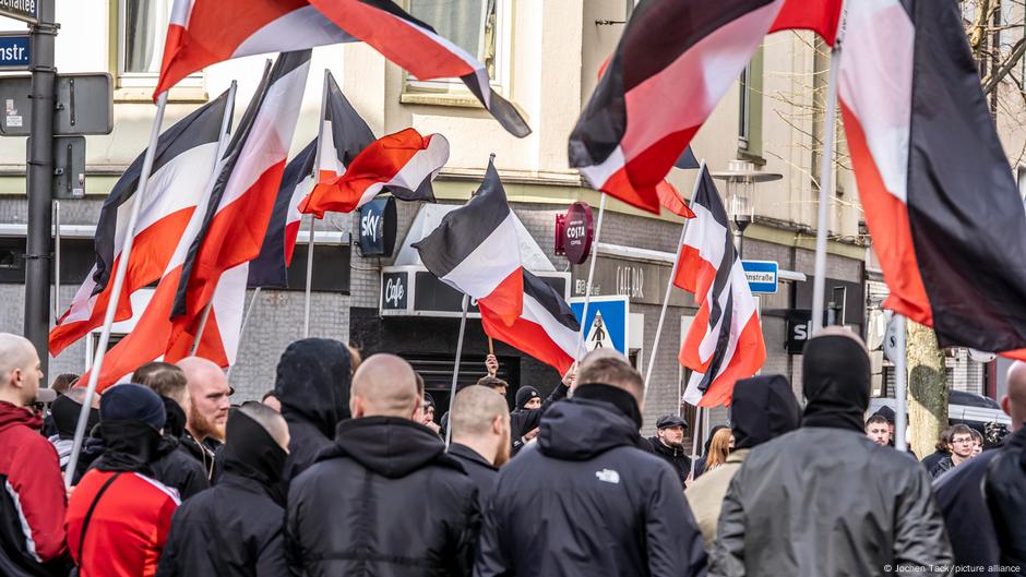 Youths drawn to extremism in Germany