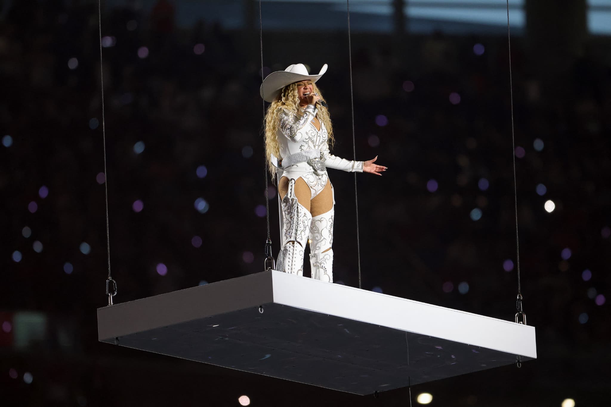 Beyoncé réunit les Destiny’s Child pour une apparition surprise lors de ...