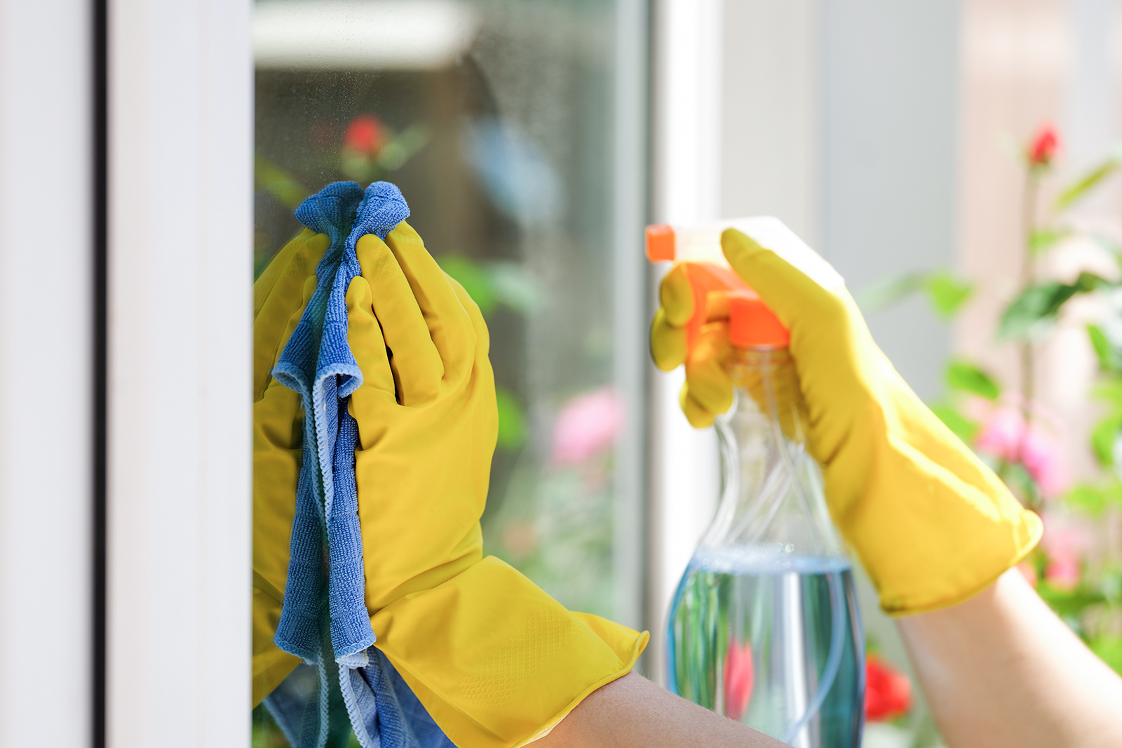 How to Clean Outside Windows (Even Ones You Can't Reach)