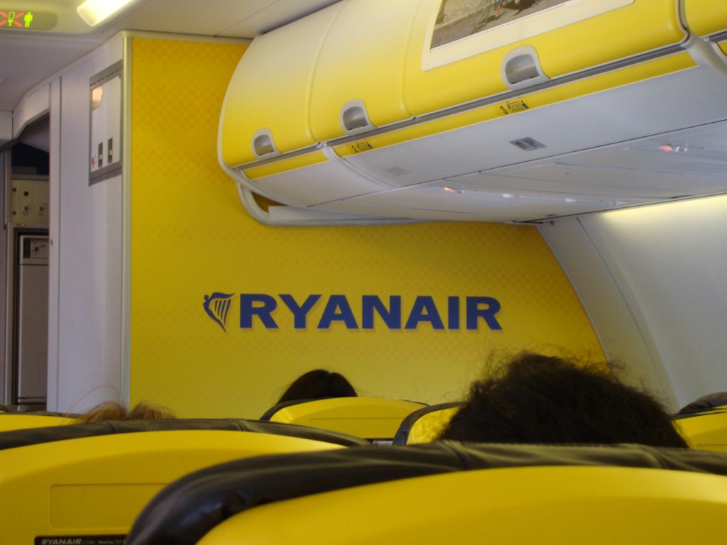 Ryanair hits back at couple who were booted off flight after a ‘hack ...