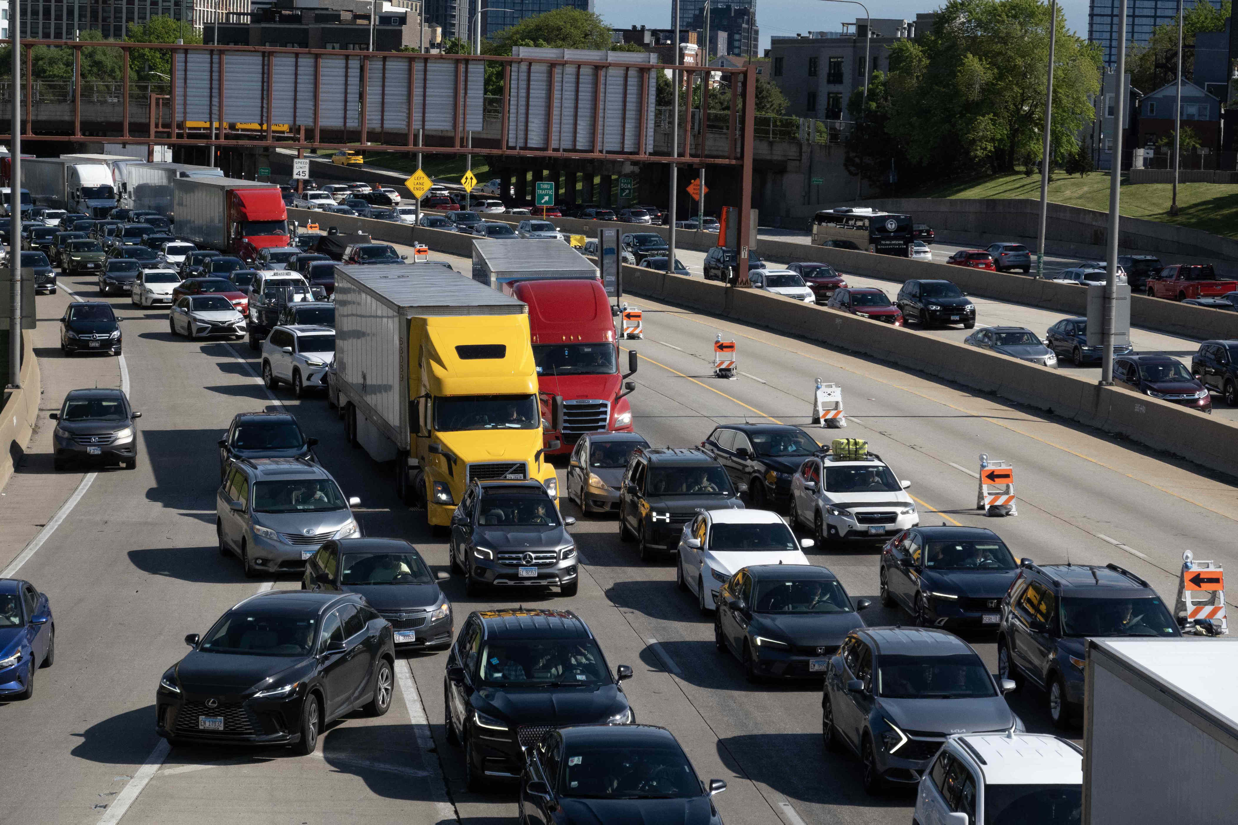 AAA Sees Record Number of Americans Traveling Domestically July 4th Week