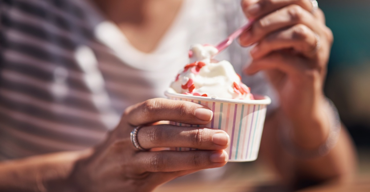 You Might Be Eating Too Much Sugar If You Notice These 5 Symptoms