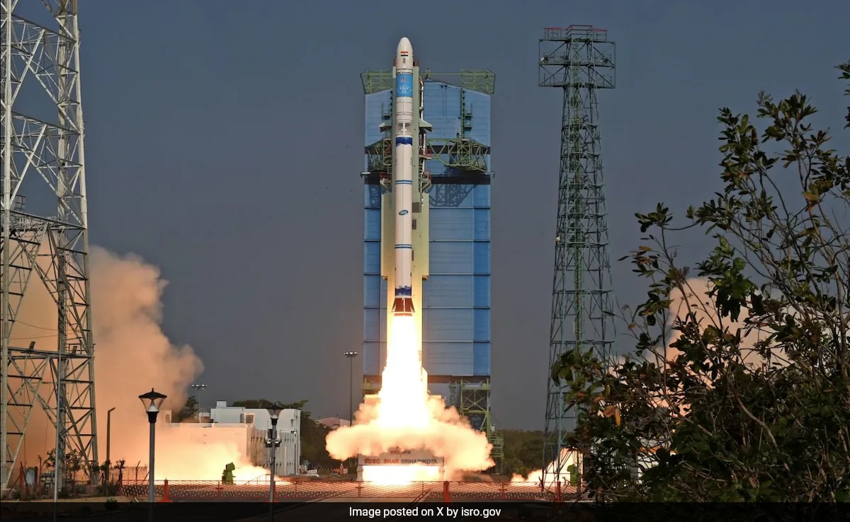 In New Era In Private Spaceflight, HAL To Operate Small Indian Rockets