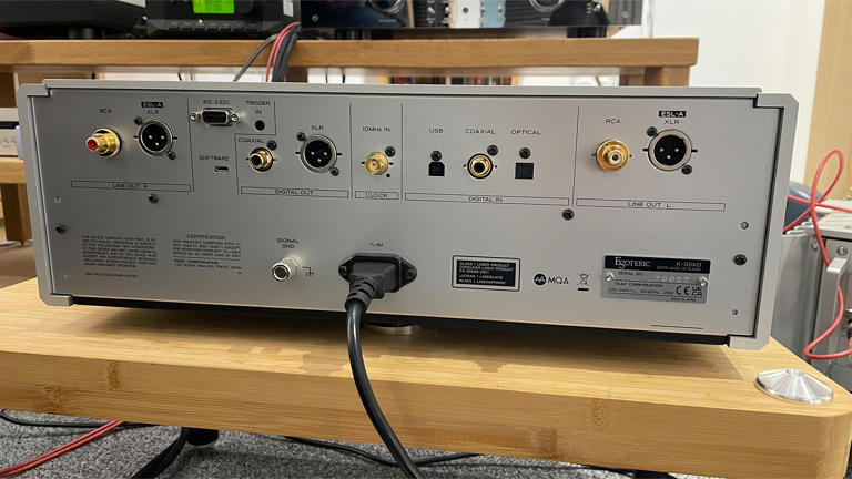 Here are 6 CD player buying tips for when you want to revive your disc ...