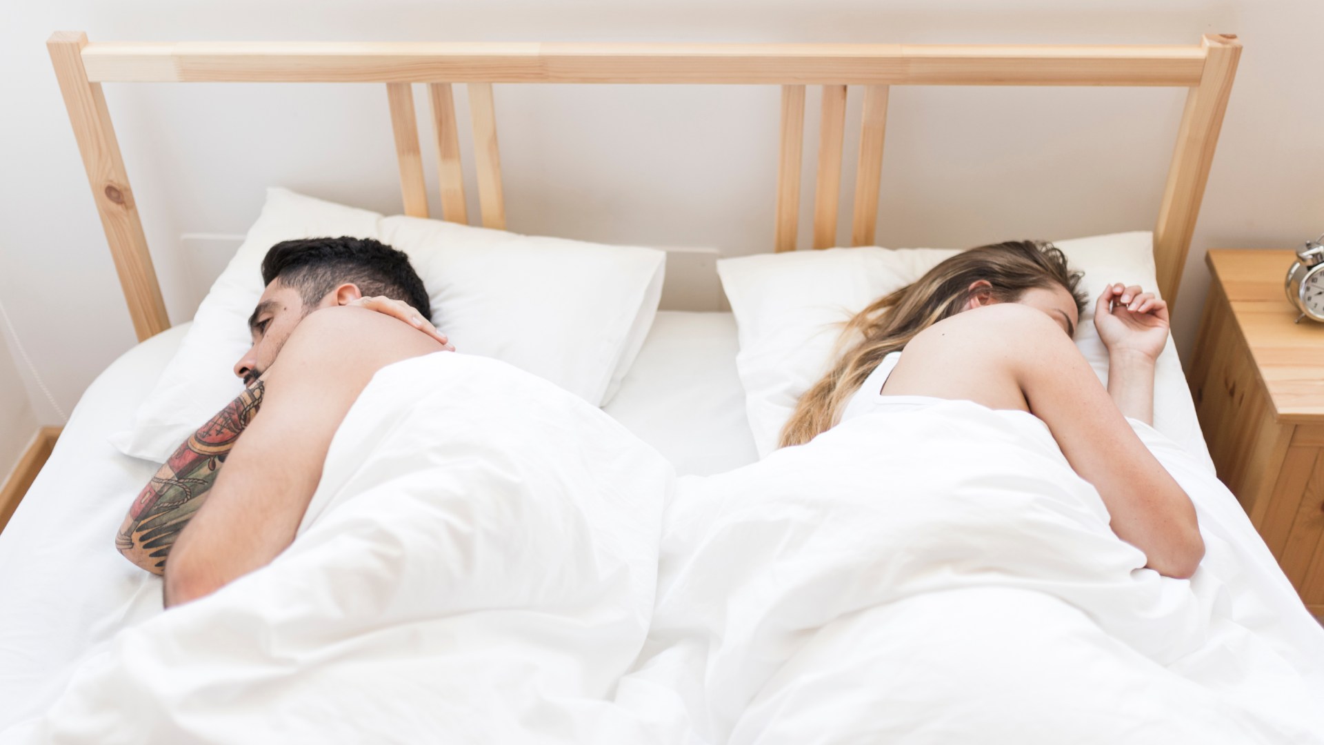 Si duermes en esta posición con tu pareja, dice mucho de vuestra relación.