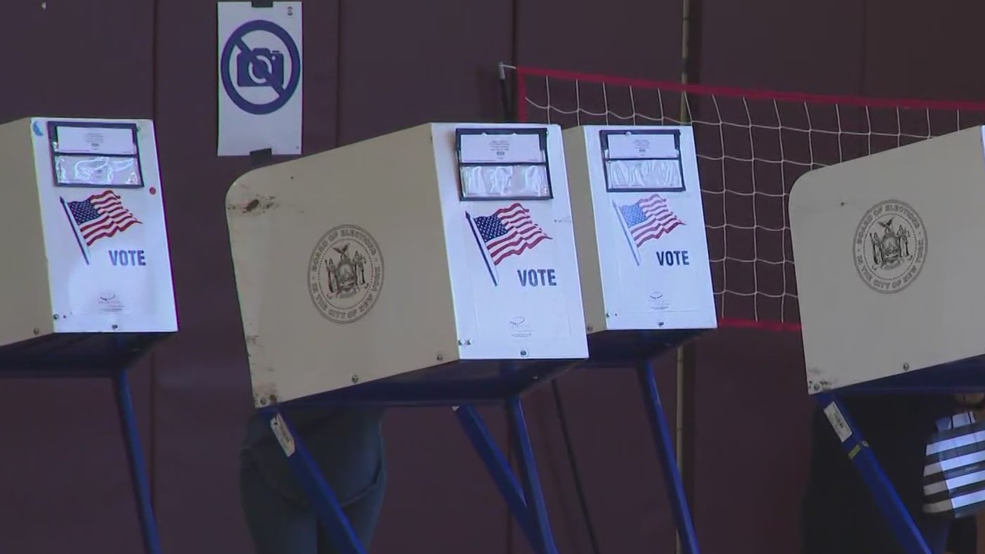 NYC Board of Elections shows how to vote at voting booth