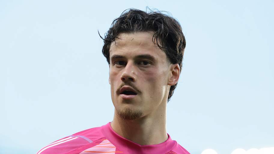 The 25 Best Goalkeepers in World Soccer—Ranked