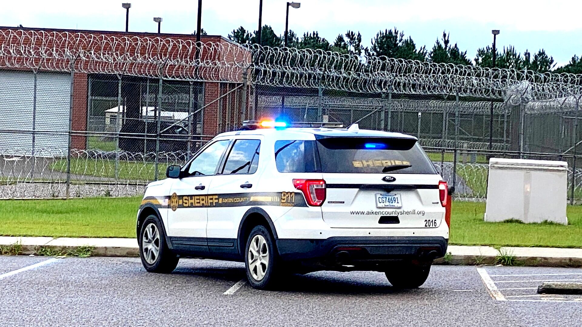 Aiken County officials ID inmate found dead in cell