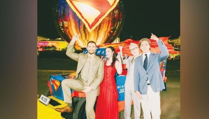 From Metropolis to Manila, Superman touches down to steal Pinoy hearts