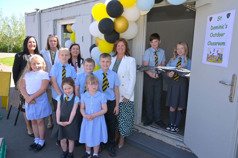School pupils enjoying new outdoor learning facilities as part of North ...