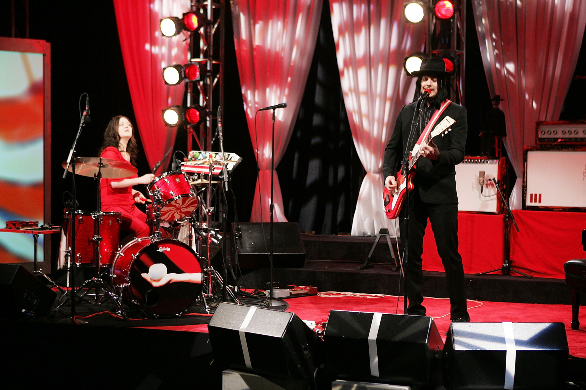 Famous songs without a chorus