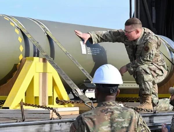 America’s 15-Ton “Earthquake Bomb” Could Be The Key To Iran’s Nuclear ...