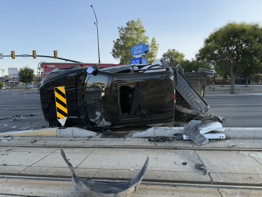 Three-car crash blocks intersection in downtown Salt Lake City