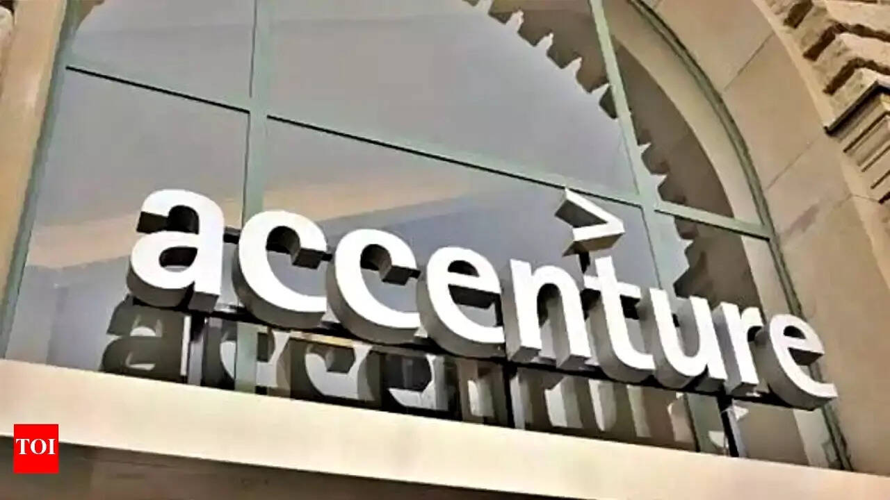 Accenture beats third-quarter revenue estimates